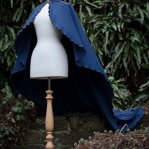 Druid Lily Cloak ~ Midnight Blue Cloak Halloween Costume Ceremonial ...
