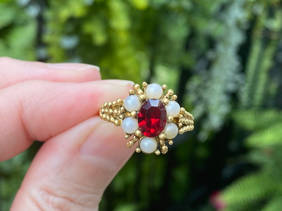 Avon Roseglow Ring With Rhinestone and Faux Pearls, Size 7, Ca. 1973 - Etsy