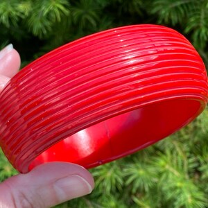 Vintage Cherry Red Groove Carved Plastic Bangle - Etsy
