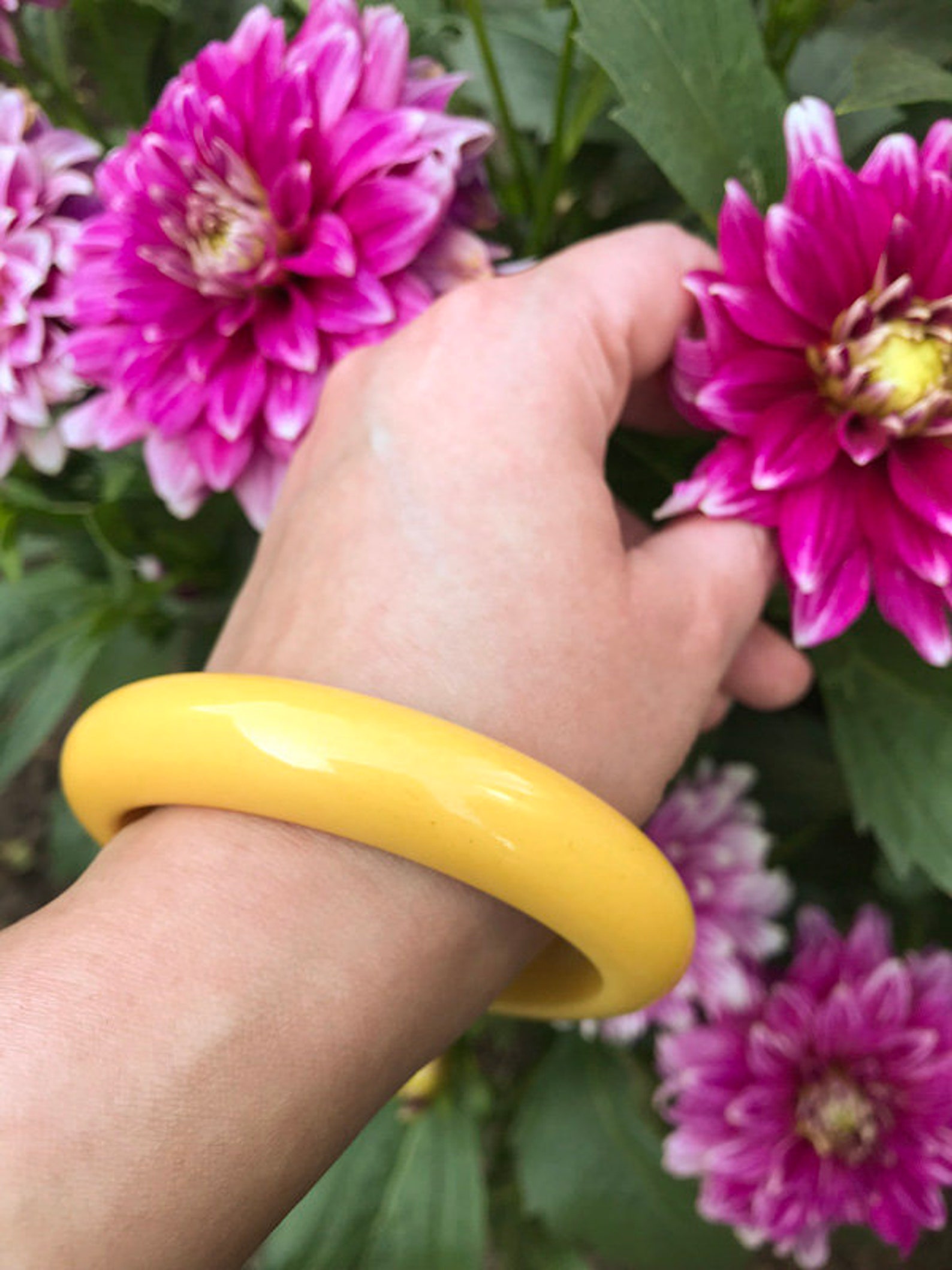 Classic Yellow Bakelite Bangle Bakelite Jewelry - Etsy