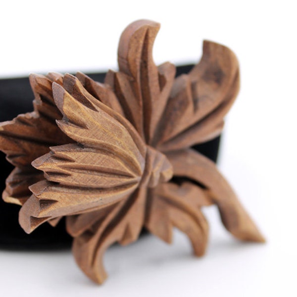 Wood Brooch - Etsy