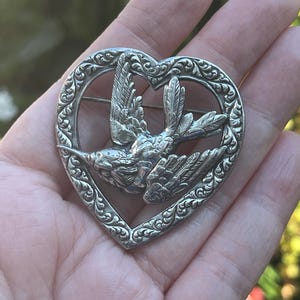 Napier Bird in Heart Brooch, Ca. 1950s - Etsy