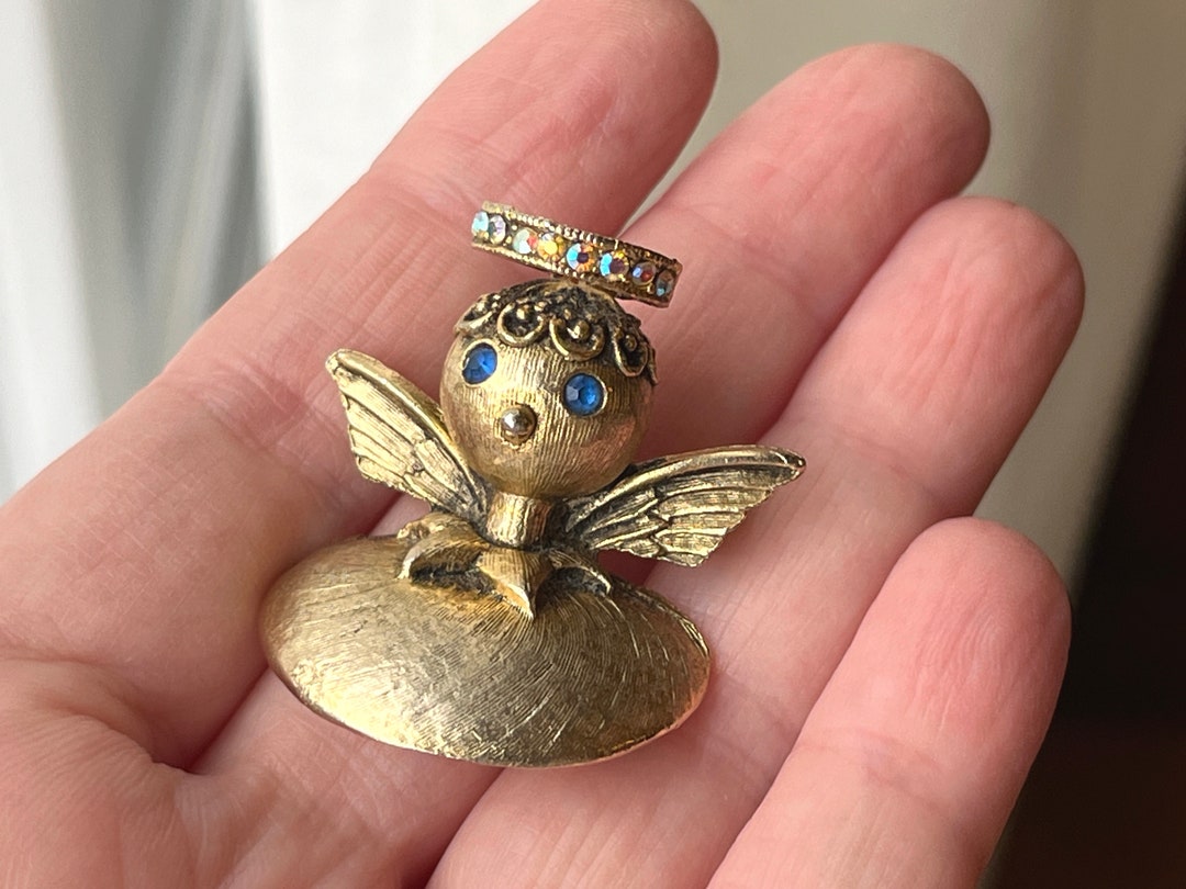 Tortolani Angel Shoulder Brooch, Ca. 1950s - Etsy