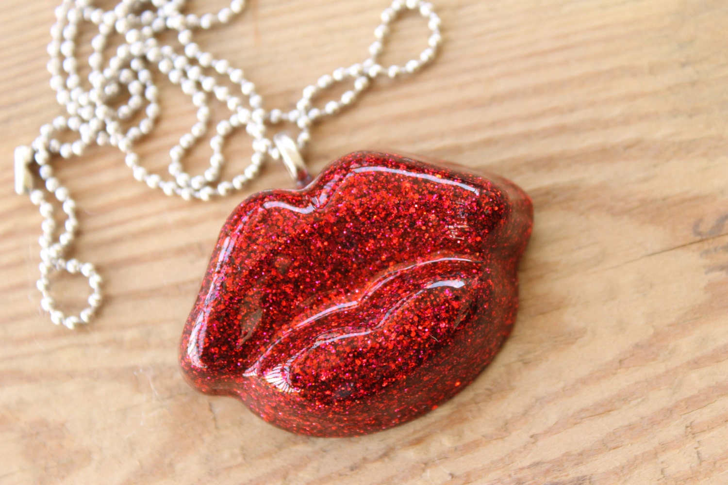 Lips Necklace Red Glitter Resin Lips Necklace & Hair Clip | Etsy
