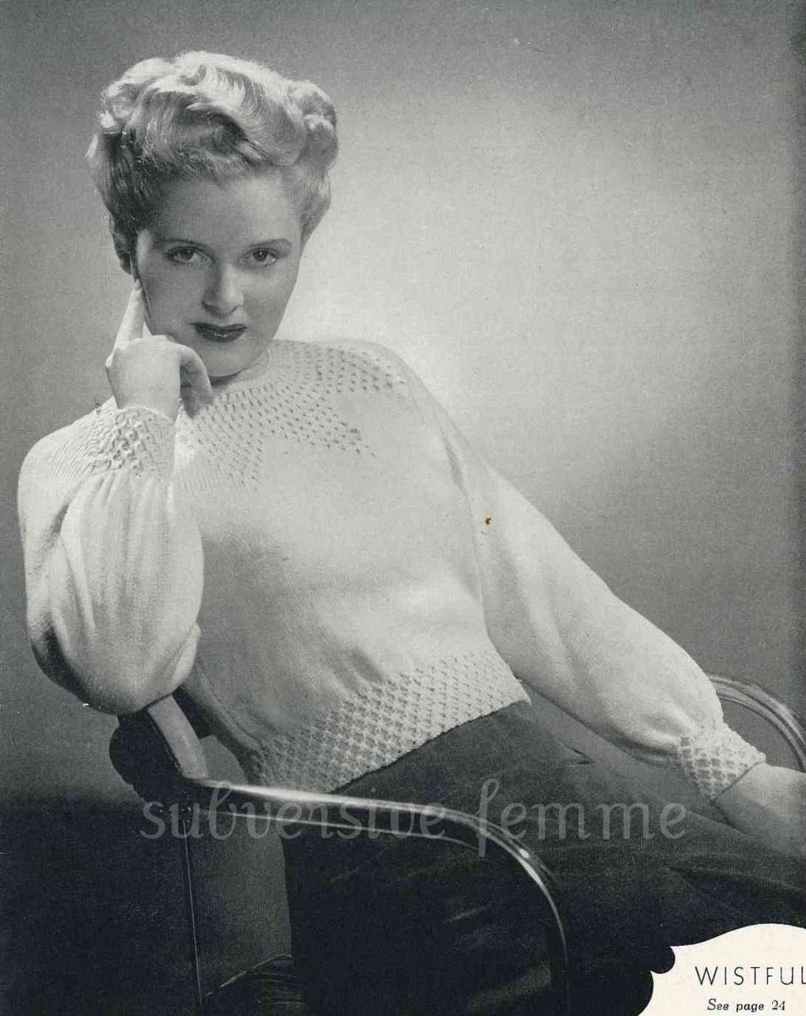 1940s Wistful Pullover with star-smocked yoke 3 sizes - Etsy Nederland