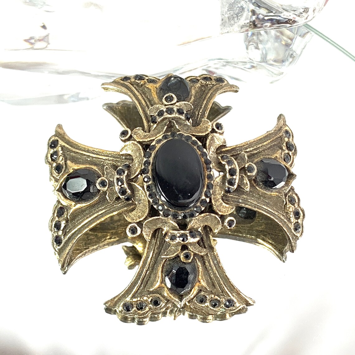 Regal Maltese Cross Brooch Pendant Renaissance Cosplay Rare Beauty ...