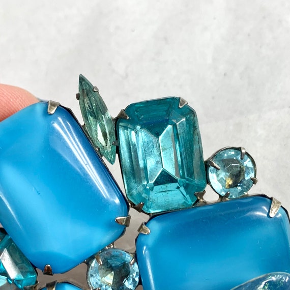 Huge Rhinestone Midcentury Swirl Teal Brooch - Gem