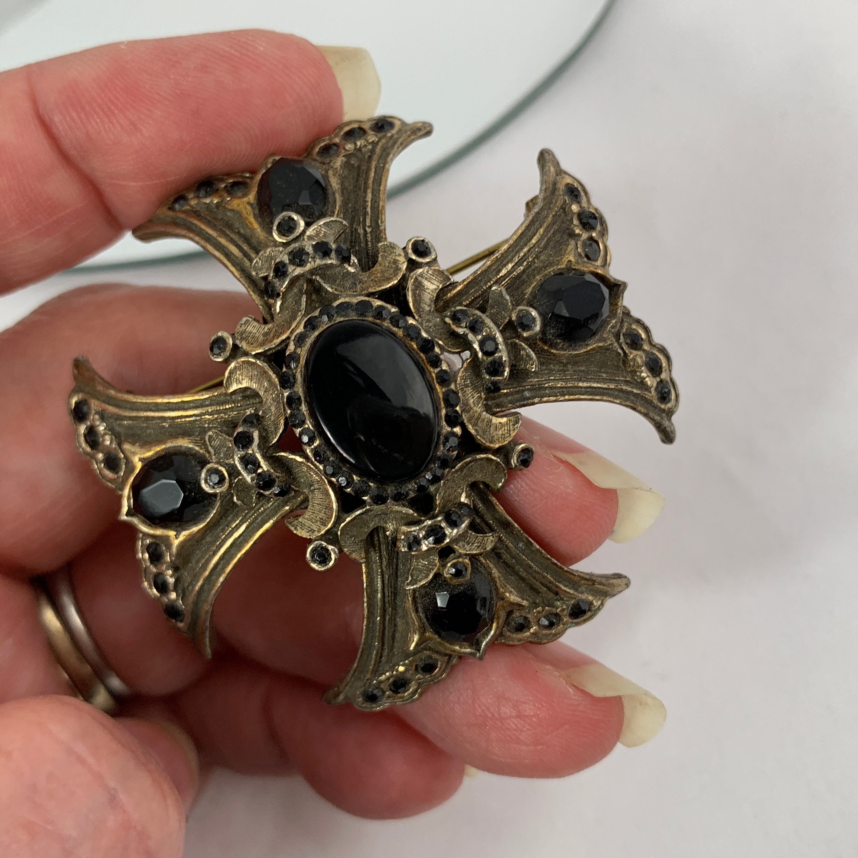 Regal Maltese Cross Brooch Pendant Renaissance Cosplay Rare Beauty ...
