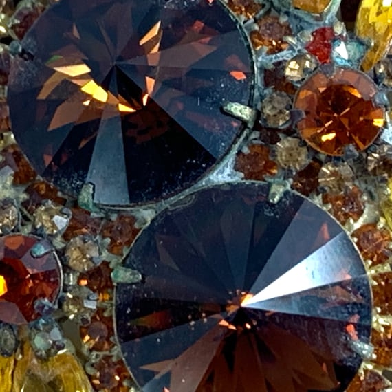 Vintage Topaz and Sherry Rhinestone Round Golden Broo… - Gem