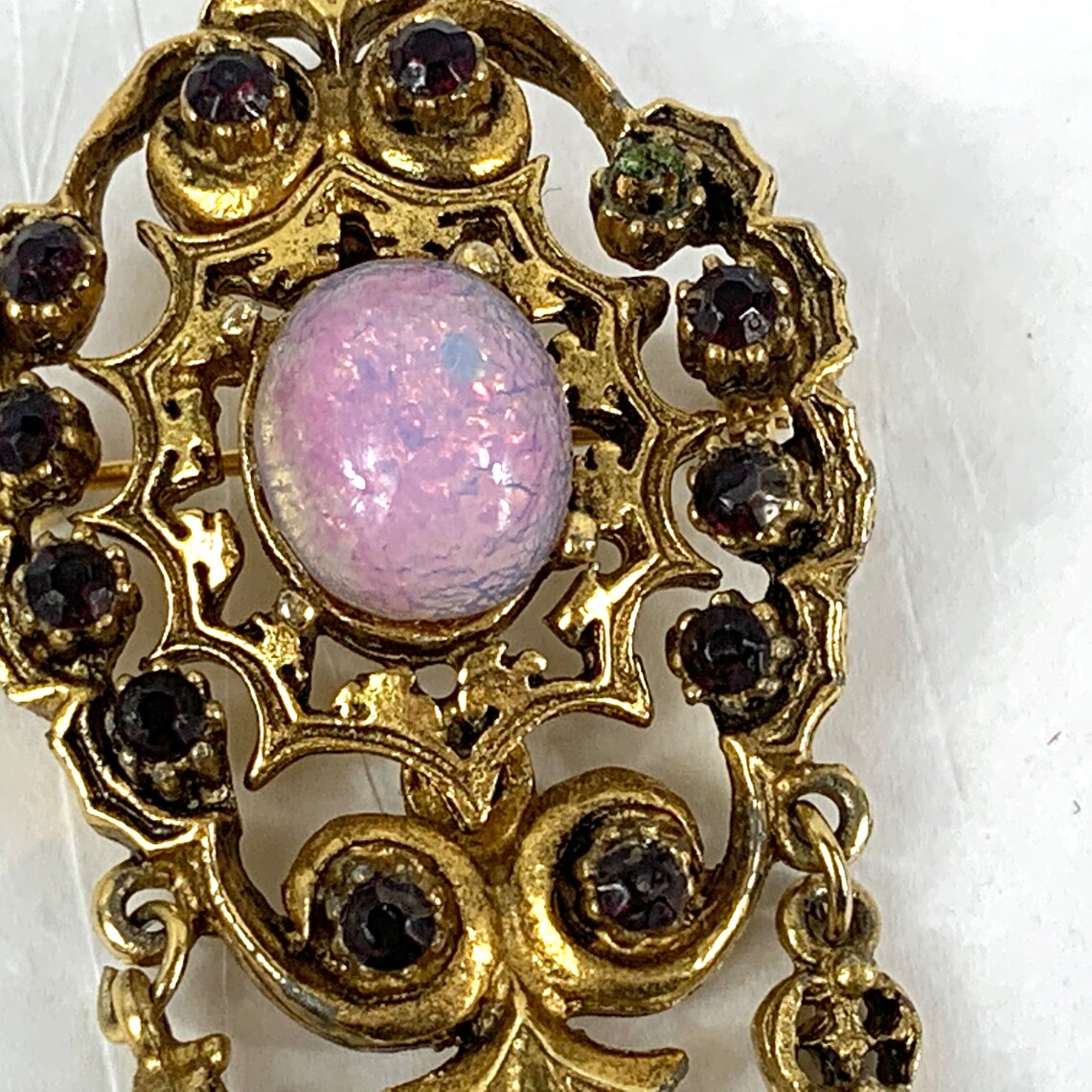 Garnet Fuego Opal traje Renacimiento broche renacentista - Etsy España