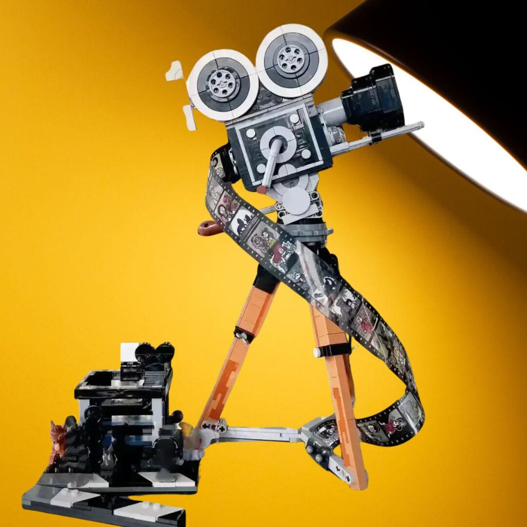 Vintage Movie Camera Building Blocks, Cinema Tribute Set, Mechanical ...