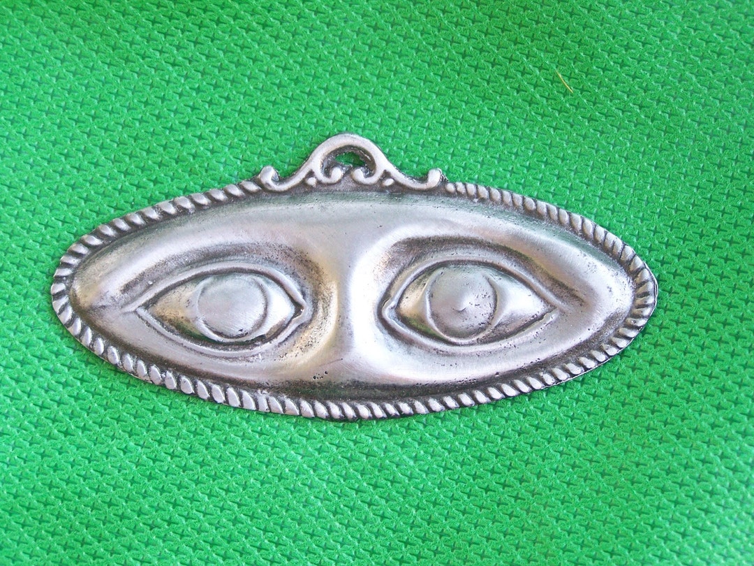 Large Tin/silver Eyes Milagro Ex Voto - Etsy