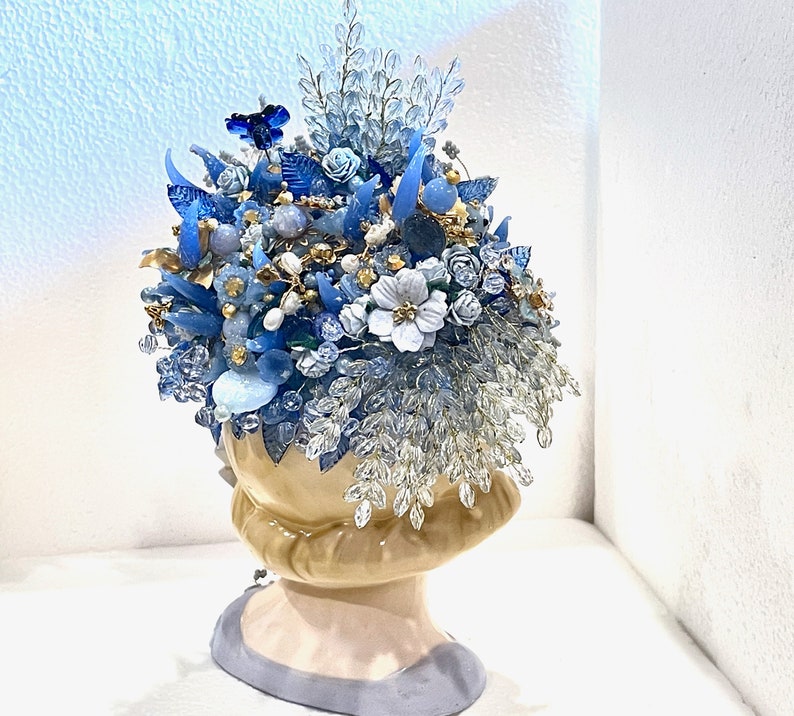 MARIEL: 1940's Japan Blue/gold Lady Head Vase W/>150 Handmade Glass ...