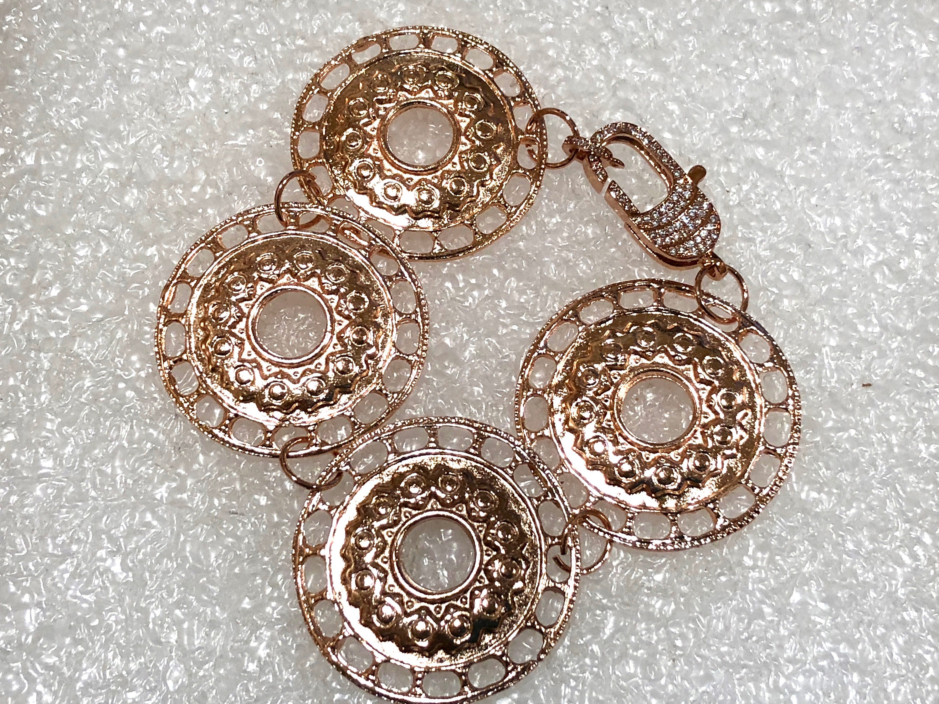 Terrific. A Turkish ROSE GOLD Ornate 4-MEDALLION Embossed - Etsy.de