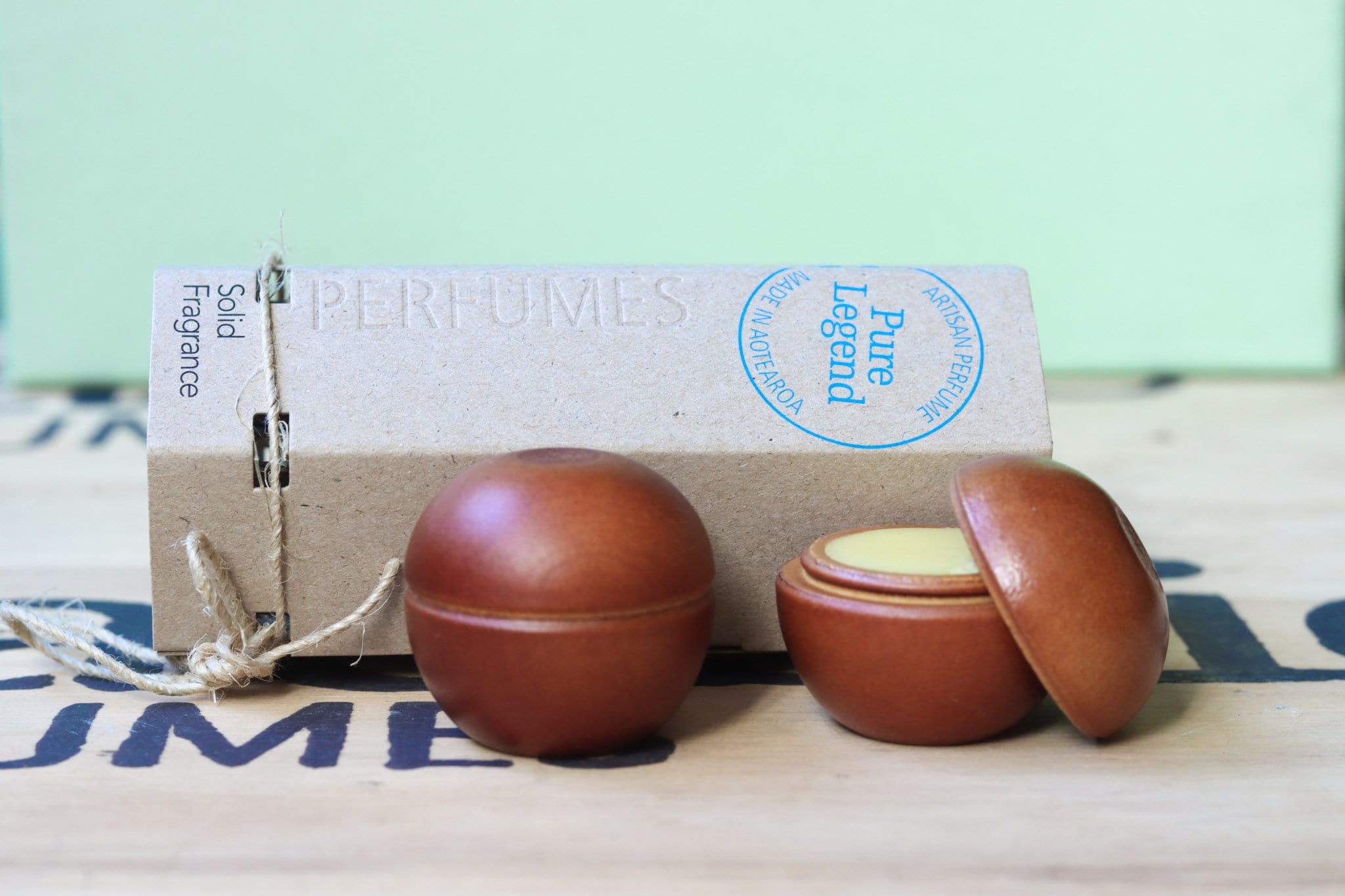 Natural Perfume Solid PURE LEGEND - Etsy