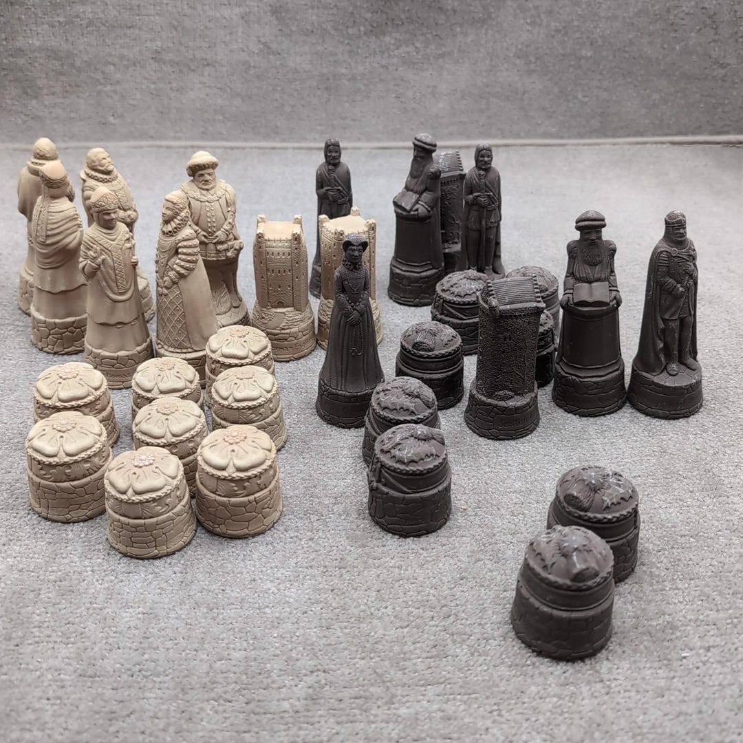 Berkeley Scottish Chess Set Vintage Queen Elizabeth, King Robert ...