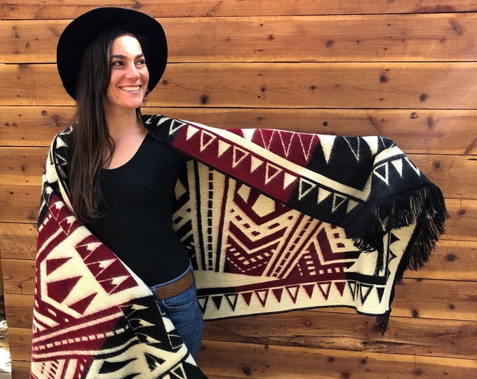 ETHNIC NATIVE SHAWL Polynesian Design Wrap Boho Alpaca Cozy Tribal ...