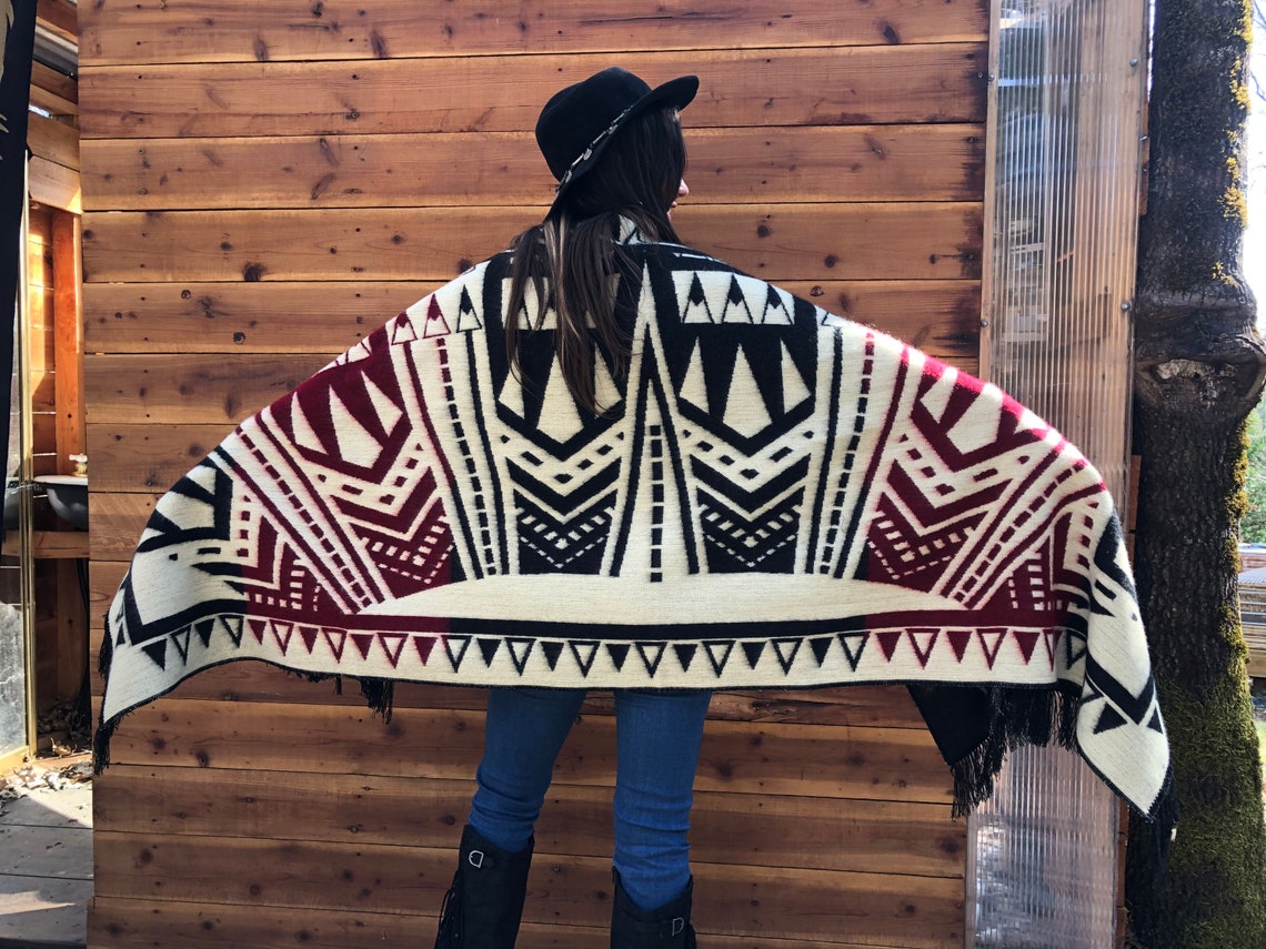 ETHNIC NATIVE SHAWL Polynesian Design Wrap Boho Alpaca Cozy | Etsy