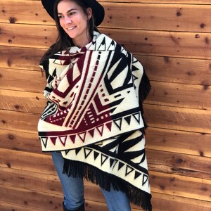 ETHNIC NATIVE SHAWL Polynesian Design Wrap Boho Alpaca Cozy Tribal ...