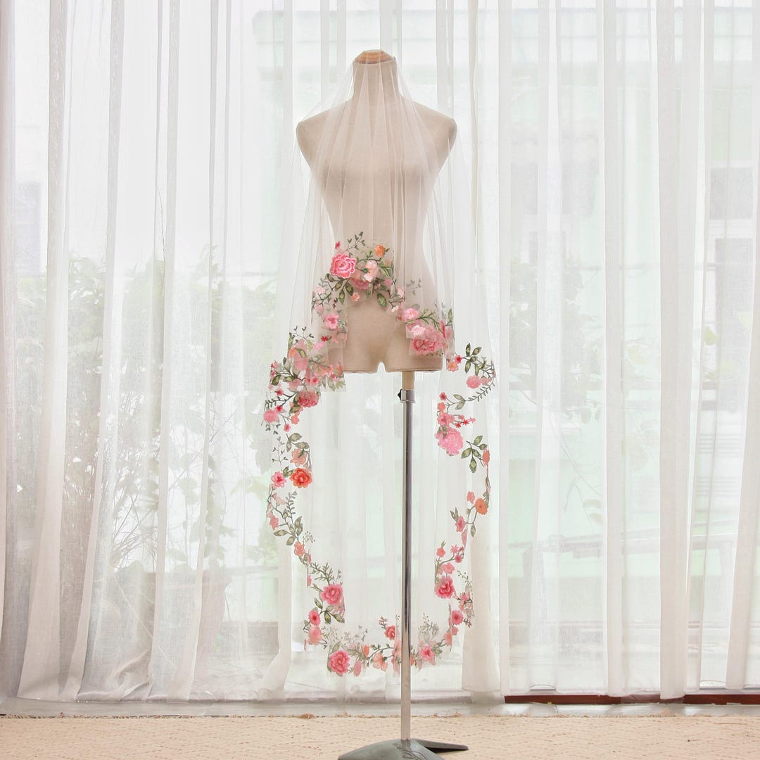 Ov99.two-tier Bridal Veil With Rose Lace Embroidery, Blush Bridal Veil ...