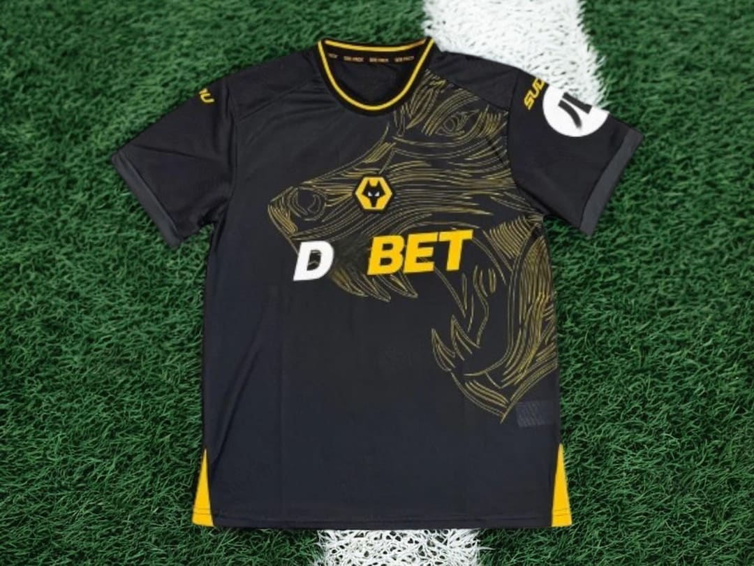 Wolves 2025/26 Black & Gold Wolf Jersey | Fan Edition Soccer Shirt for ...