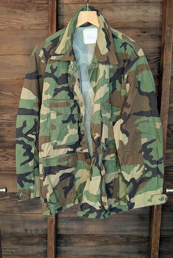 1984 US Army Camo Field Jacket - Authentic Vintage Ar… - Gem
