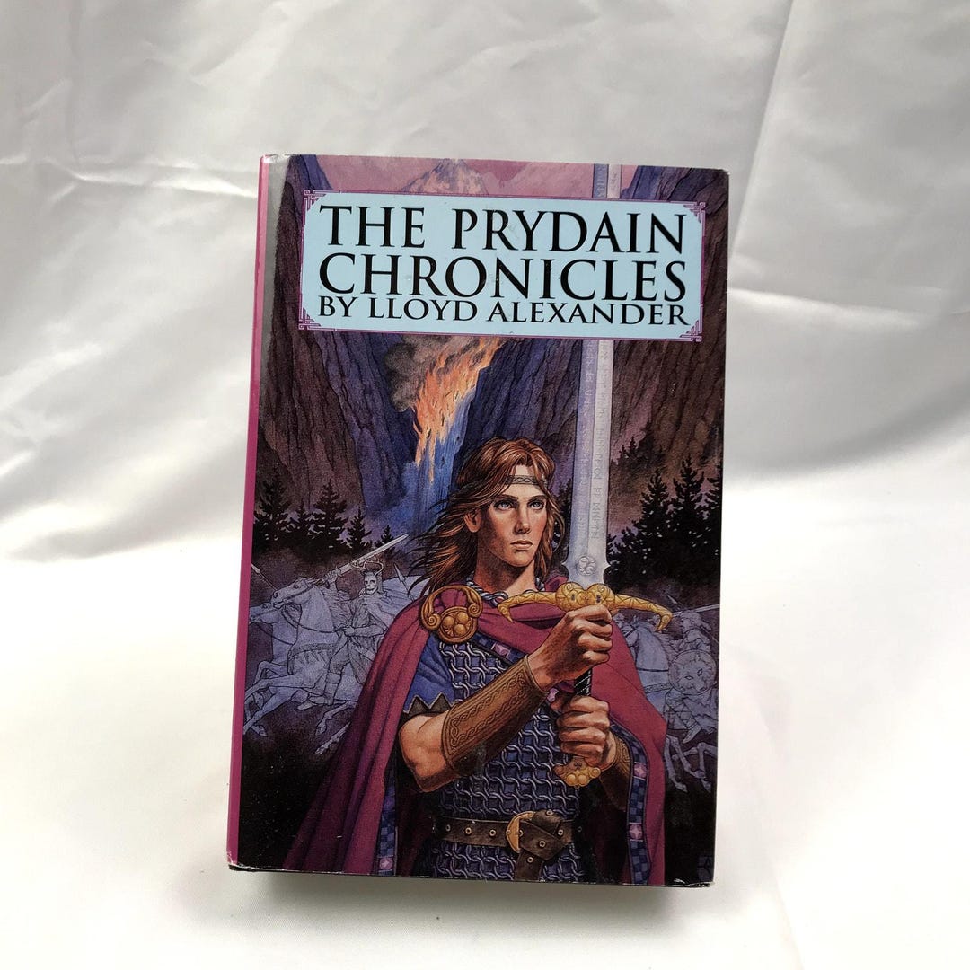 The Prydain Chronicles 6 Novels in 1 Hardcover Book by Lloyd Alexander ...