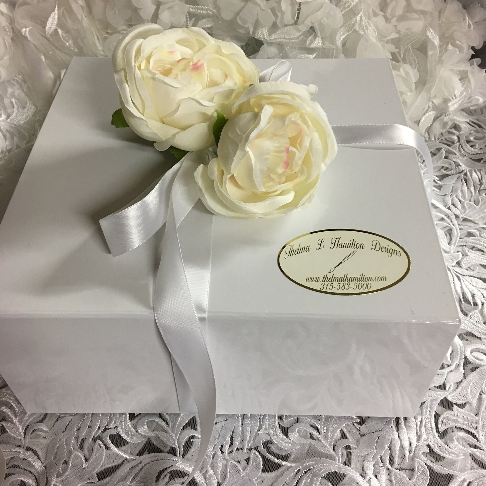 Elegant Brides Wedding Box Comes With 4 Adorned Ornaments | Etsy