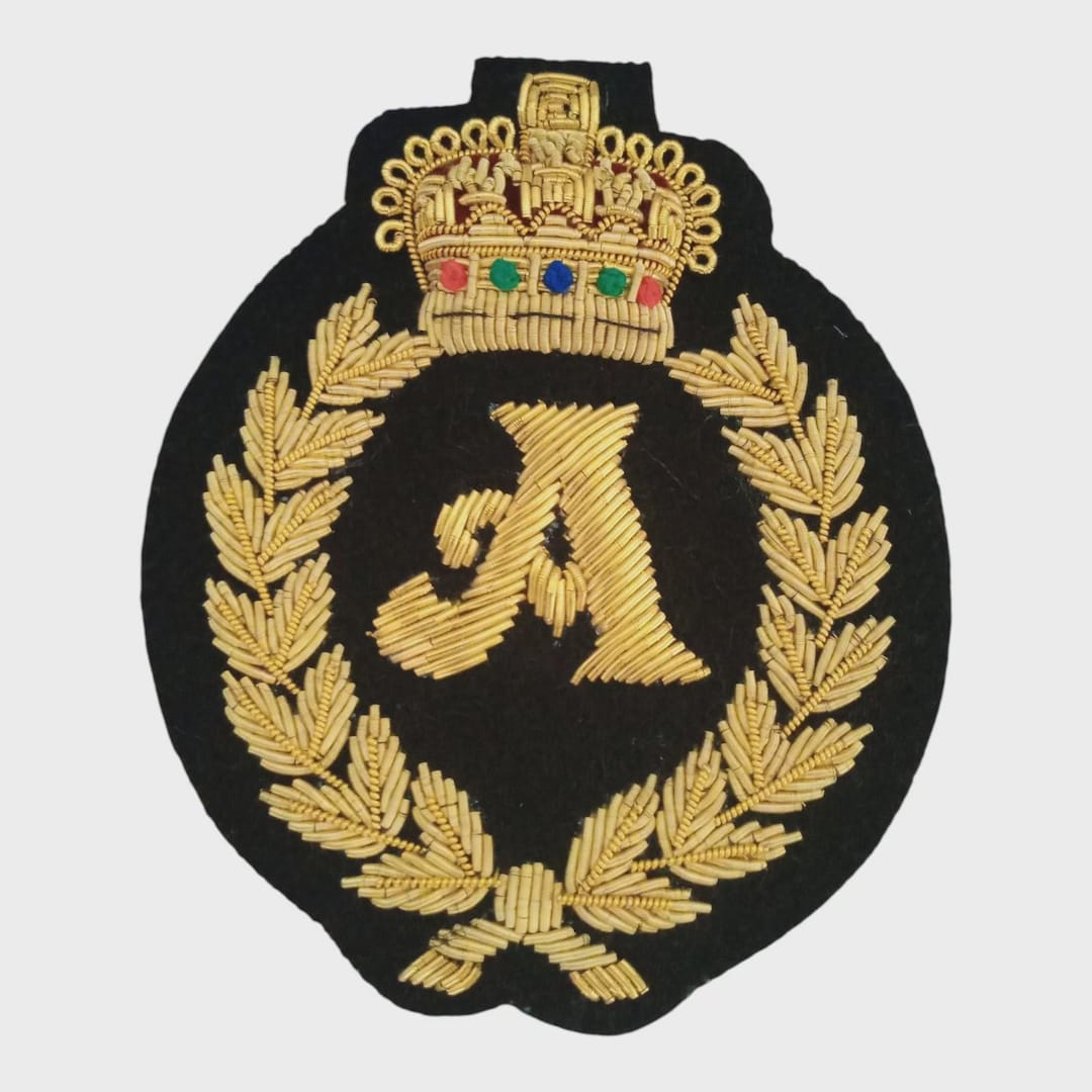 Hand Embroidered Bullion Wire Blazer Badge: Royal Family Crest, Sew-on ...