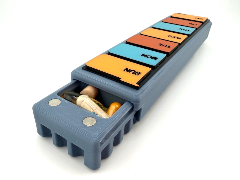 TNG LCARS Pill Box - Weekly Doses at Warp Speed - Sci-fi Pill Organizer ...