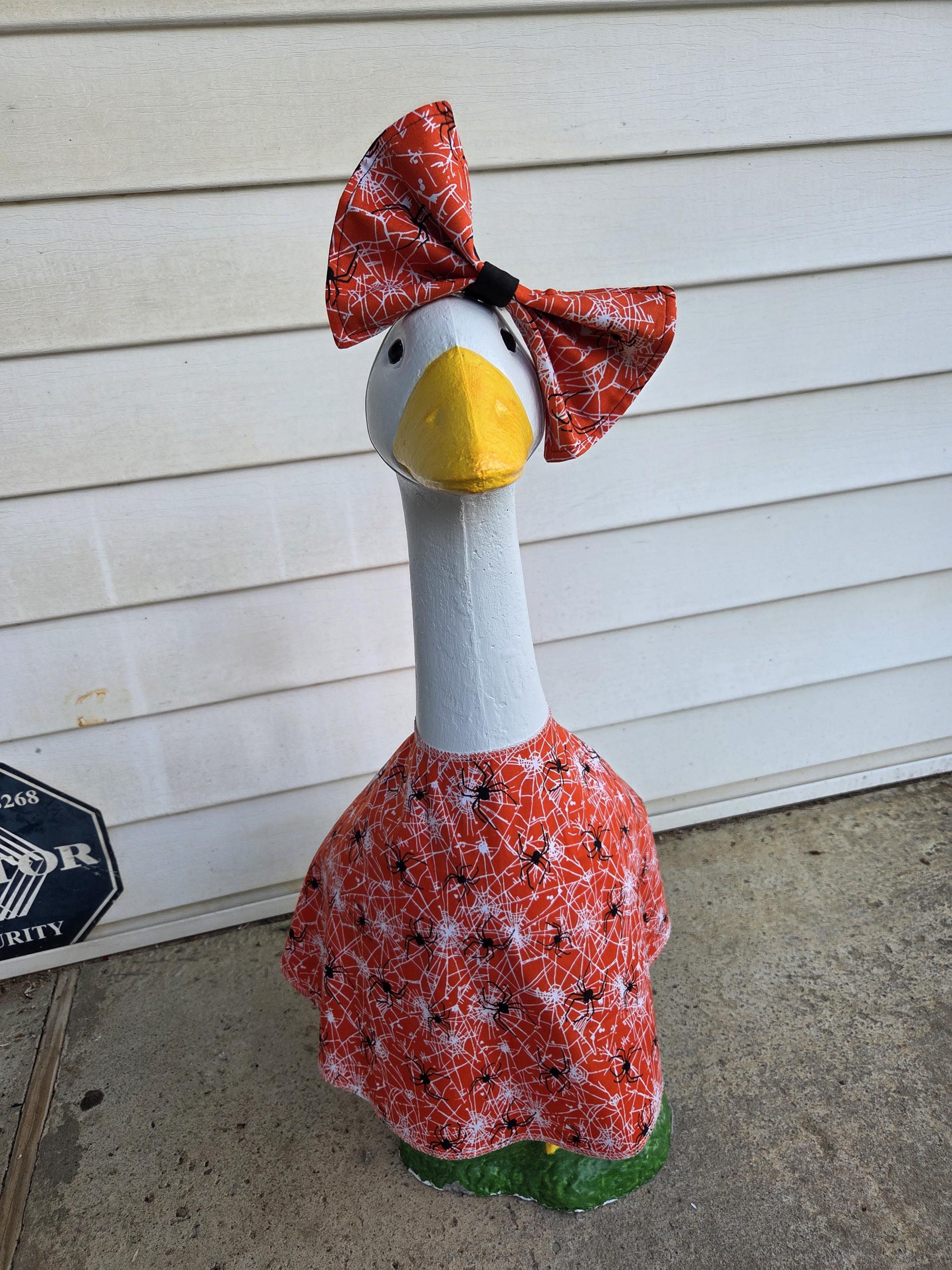 Spider Porch Goose Outfit, 23 Inch Goose, 27 Inch Concrete, Spiderweb ...