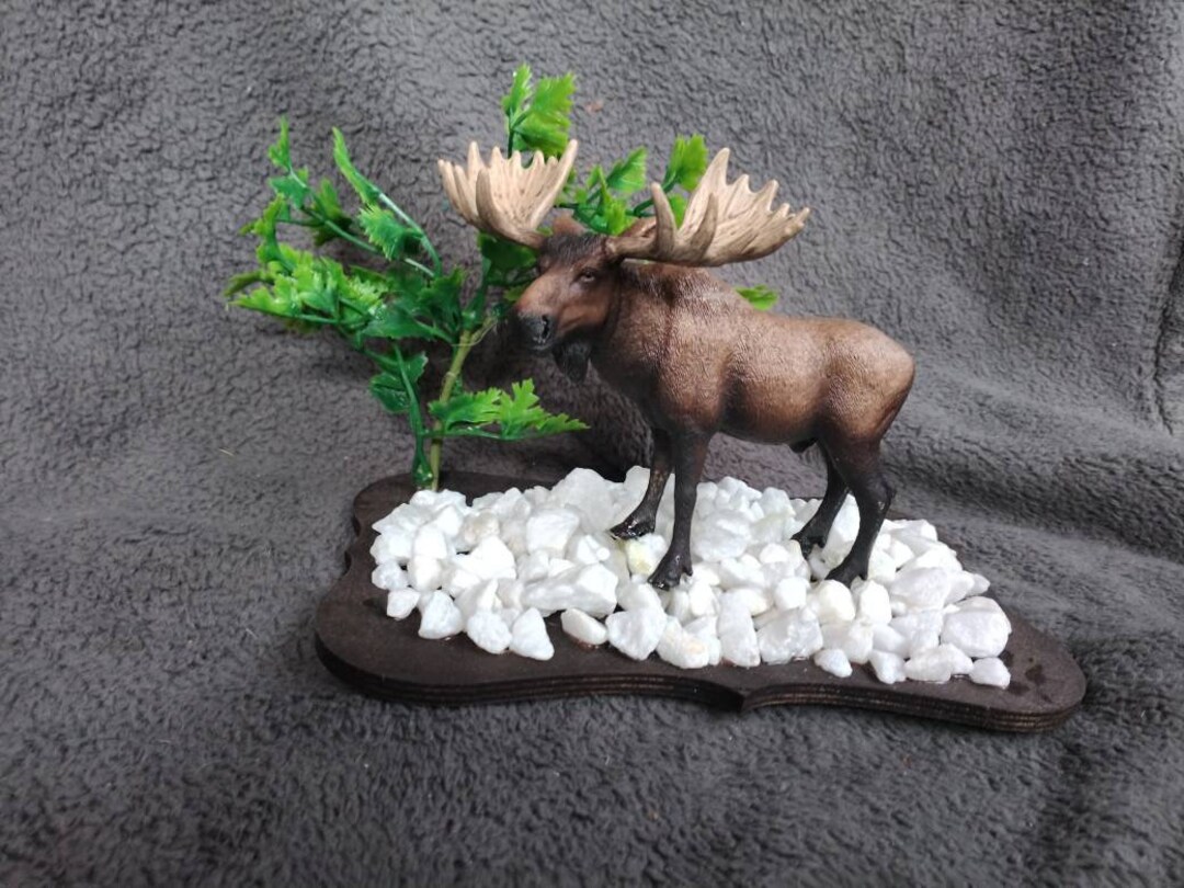 The Moose Center Piece - Etsy