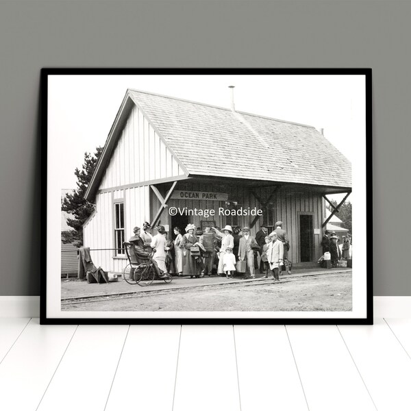 Train Depot - Etsy