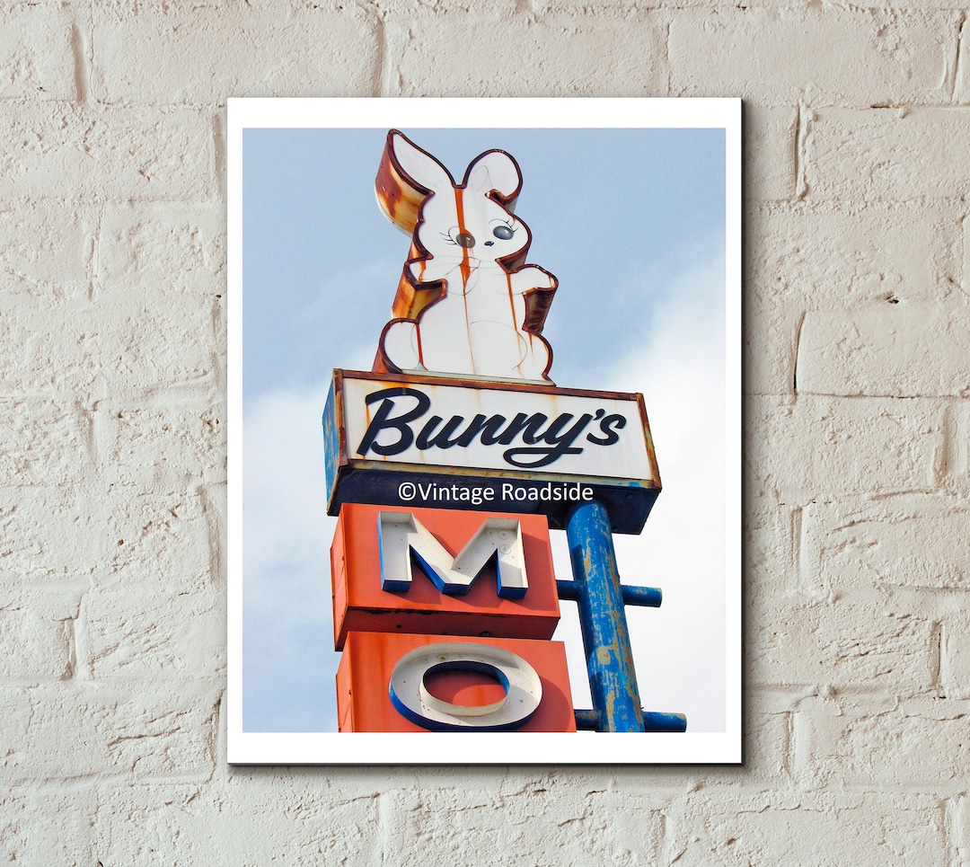 Vintage Motel Neon Sign Print, Bunny's Motel, Grants Pass, Oregon ...
