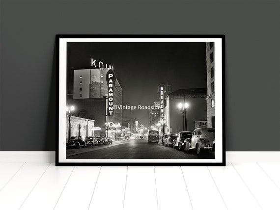 Vintage Downtown Portland Oregon Photo Neon Sign Wall Art - Etsy