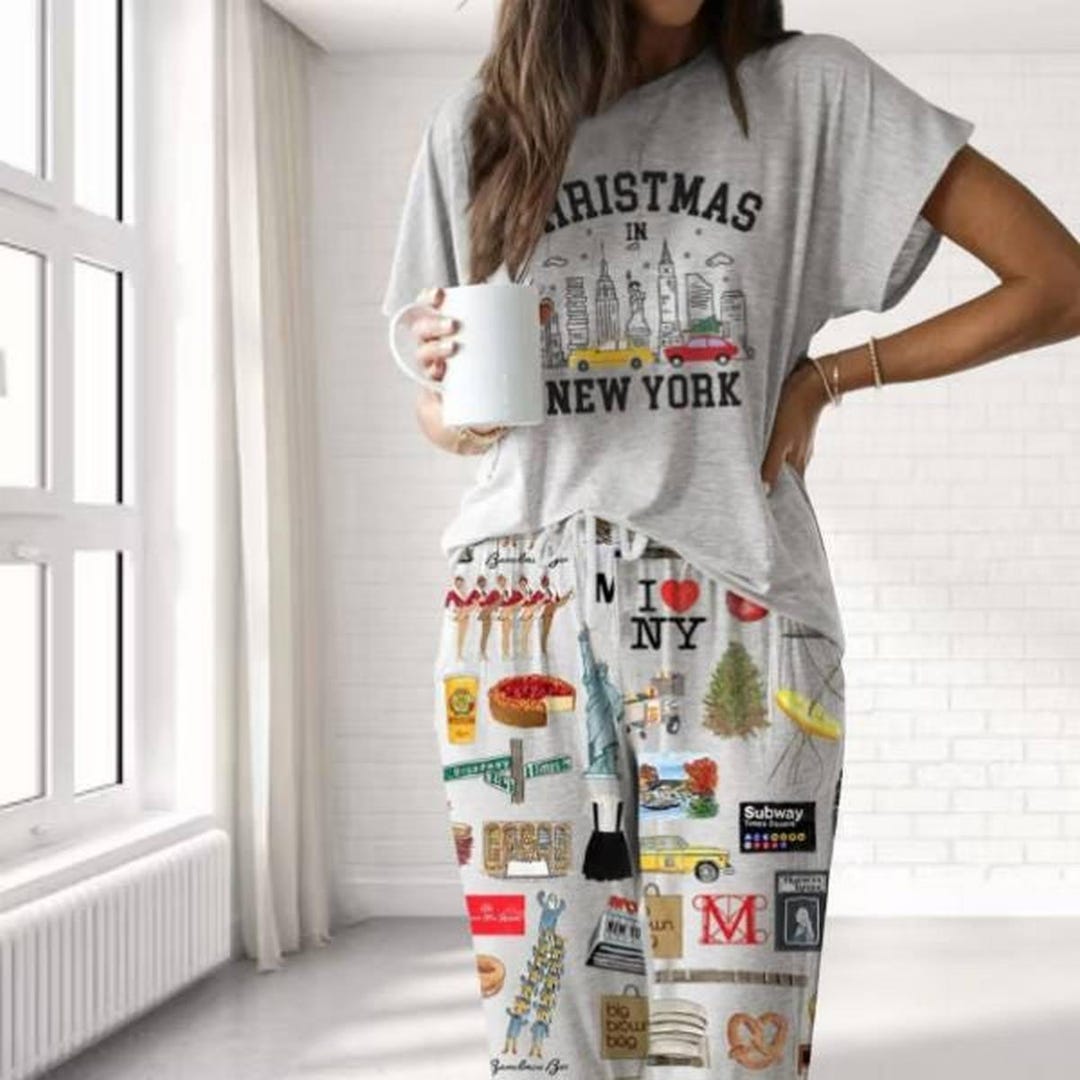 New York Christmas Pajama Set – NYC Skyline Satin Sleepwear, Trendy ...
