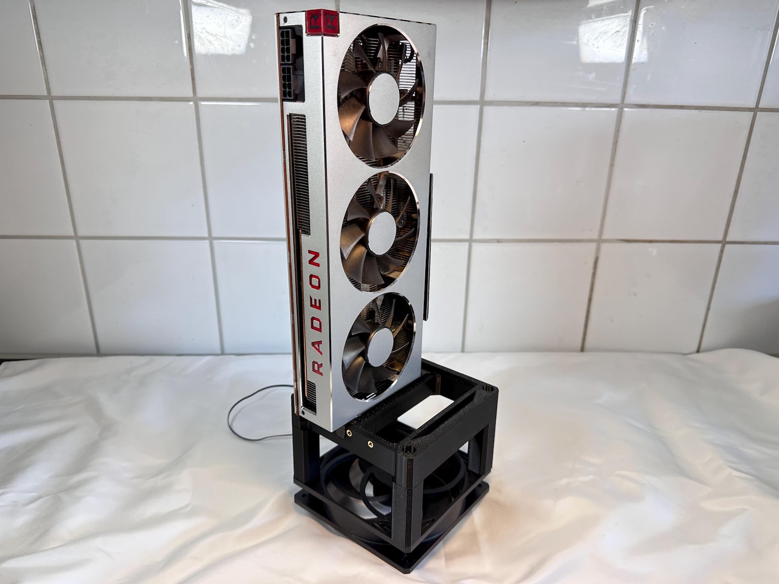 Vertical GPU Display Stand — Airflow-optimized Graphics Card Support ...