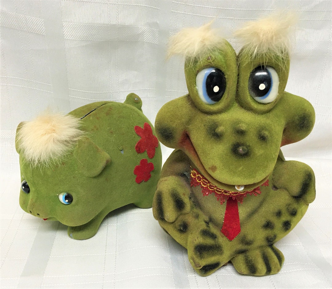 Vintage Flocked Coin Bank Green Fuzzy Plastic FROG Piggy Bank PIG Bank ...