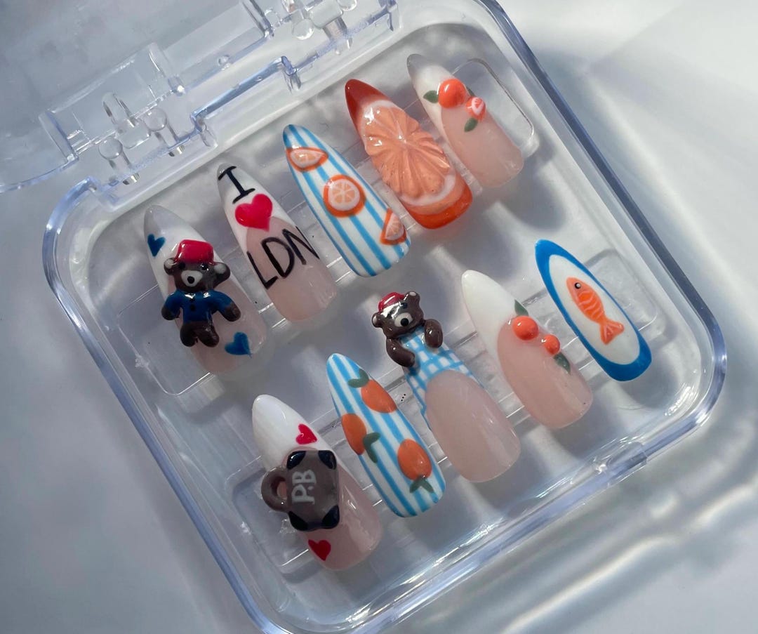 Paddington Bear Handmade Fake Press on Nails. - Etsy