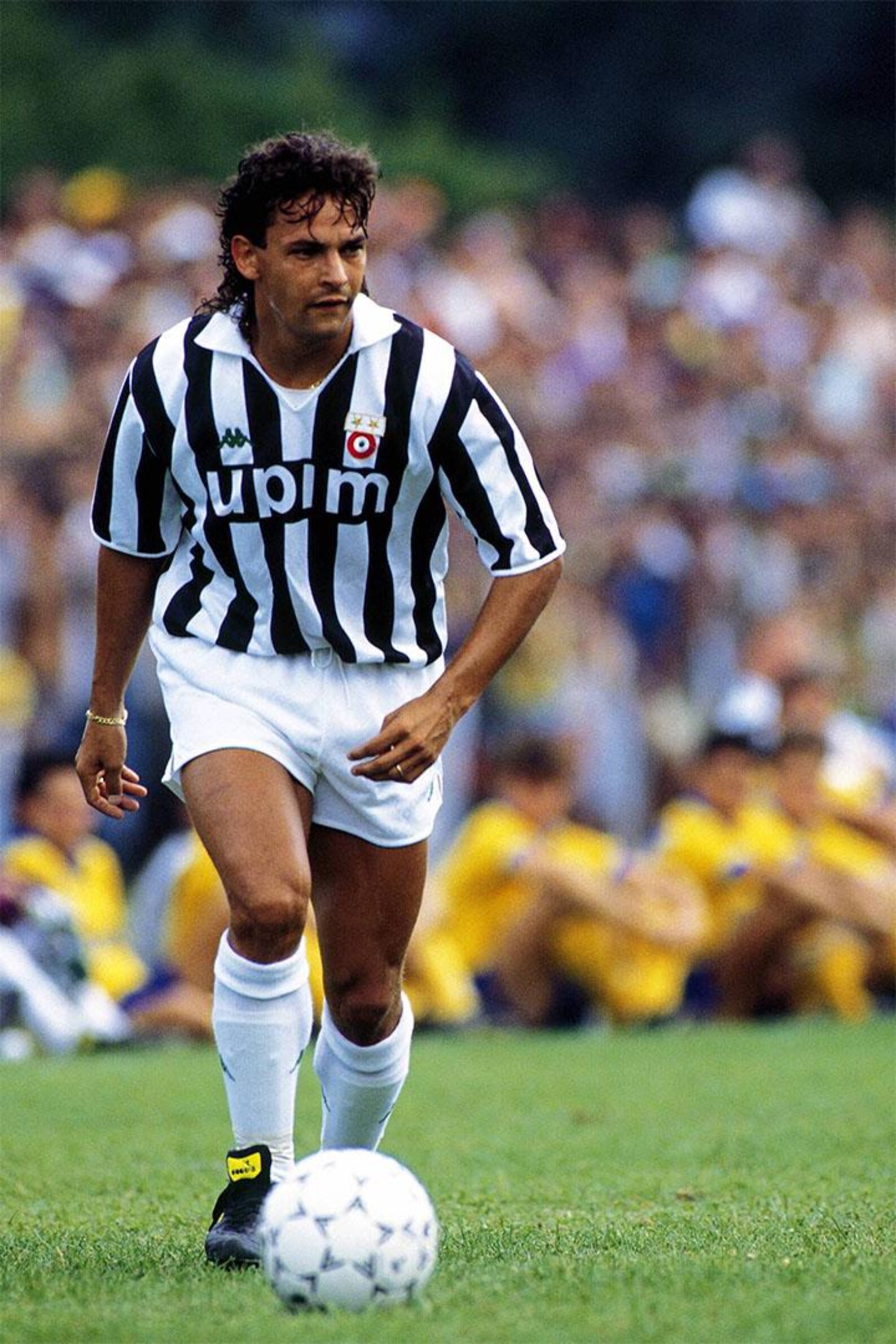 Roberto Baggio Juventus Poster – Italian Football Legend Wall Art | 90s ...