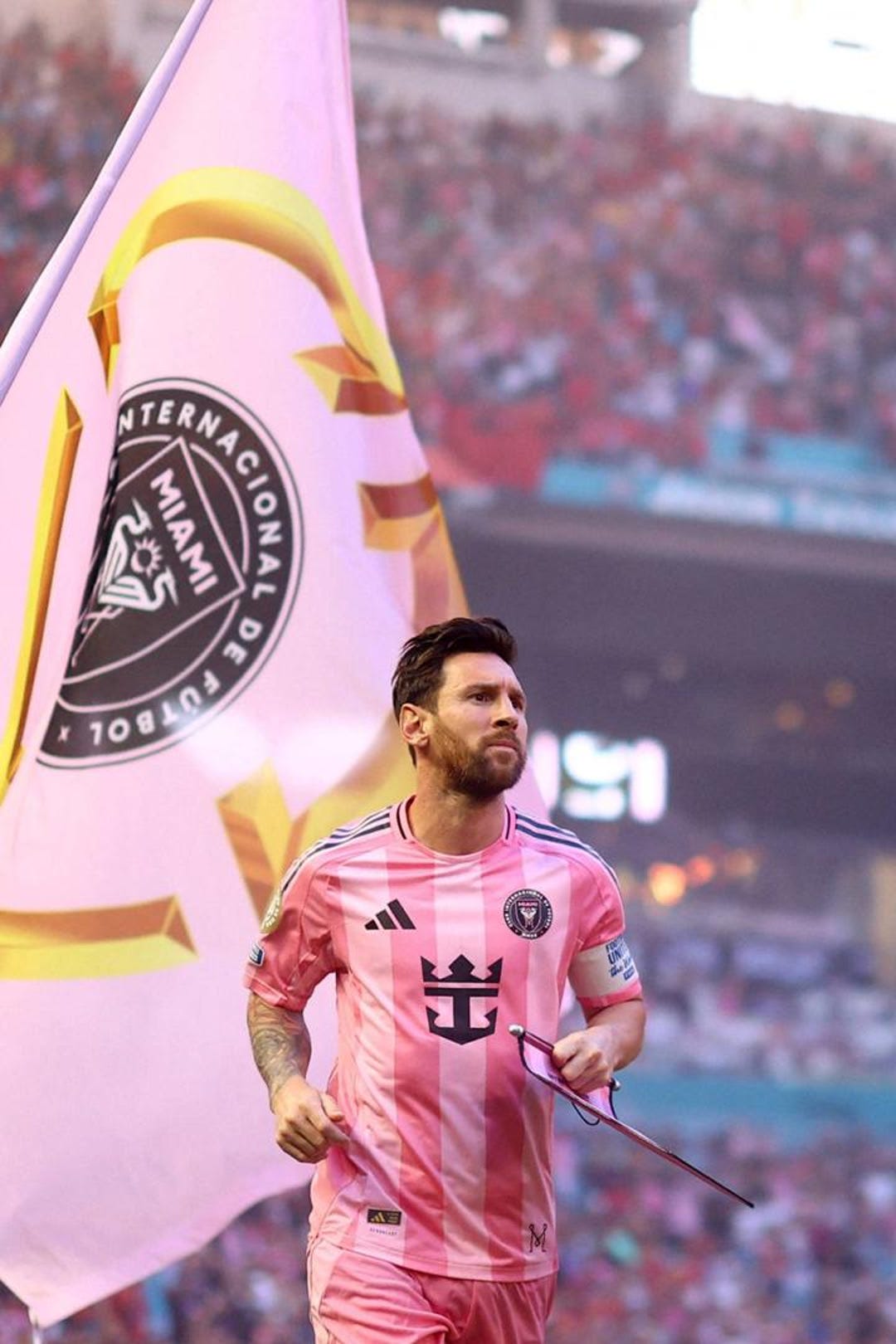 Lionel Messi Inter Miami Poster – MLS Soccer Star Wall Art, Pink Jersey ...