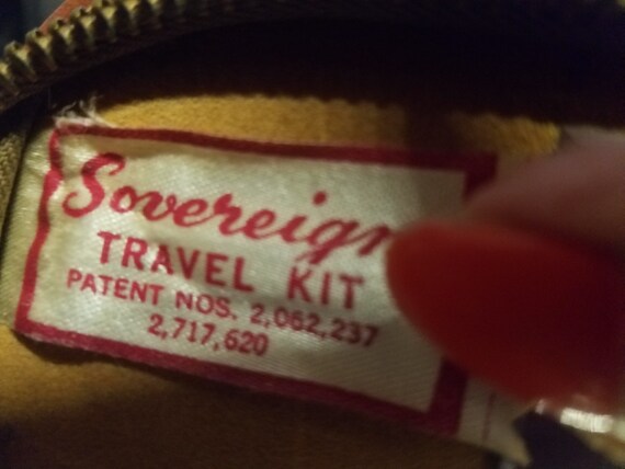 Reduced 1950's Men's Sovereign travel kit - Gem