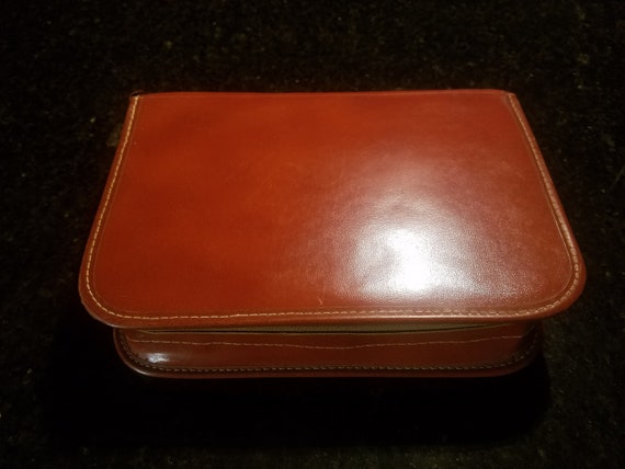 Reduced 1950's Men's Sovereign travel kit - Gem