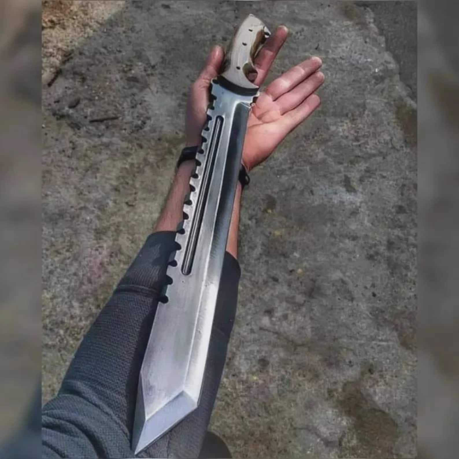 Hand-forged 5160 Steel Machete: Full Tang Hunting & Camping Blade - Etsy