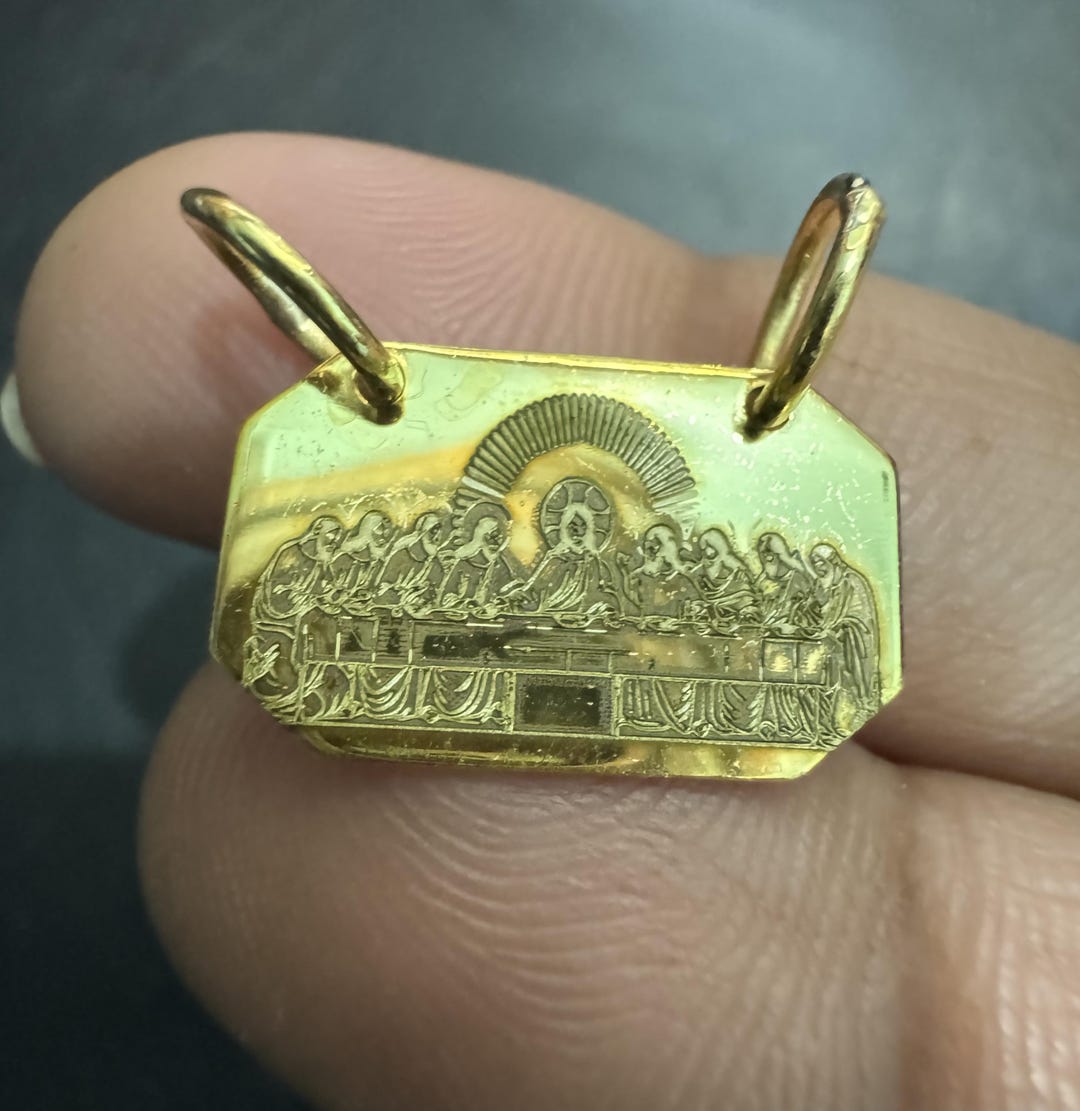 Vintage 18K Gold Last Supper Charm Pendant, Minimal Apostles Last ...