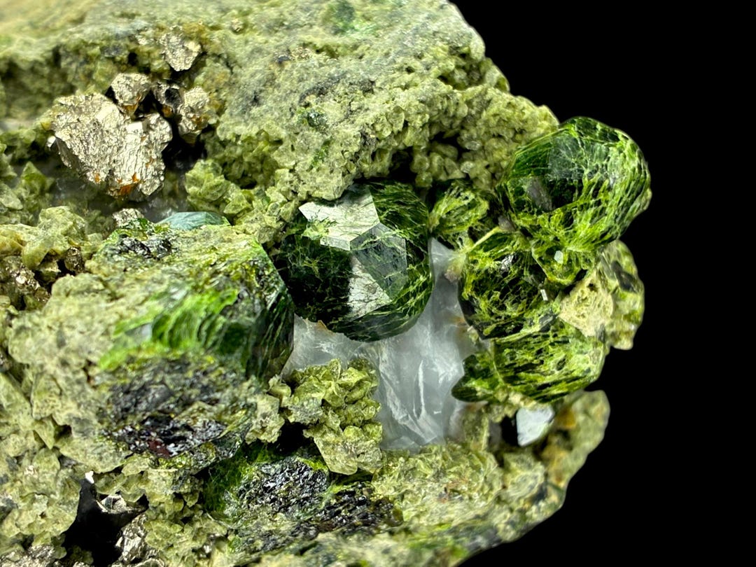 Natural Rare Green Demantoid Garnet Crystal Specimen on Matrix, Mineral ...