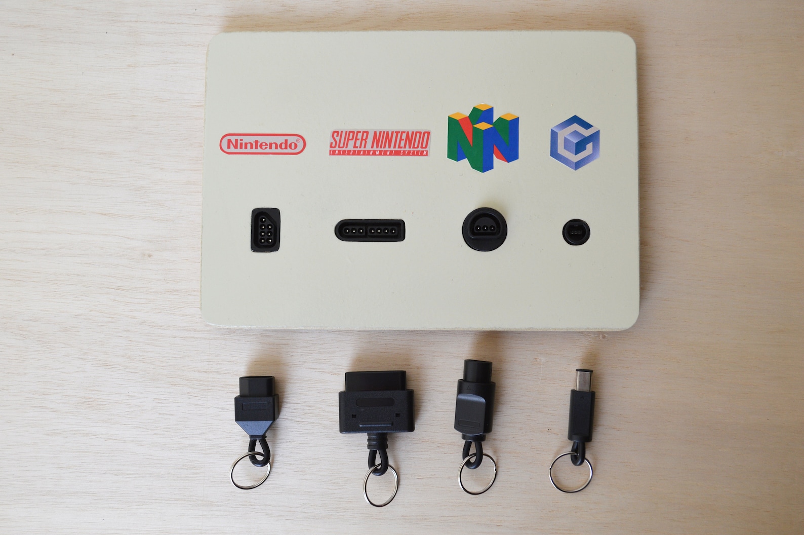 Nintendo Plug Key Chain Holder Organizer - NES SNES N64 Gamecube - Real ...