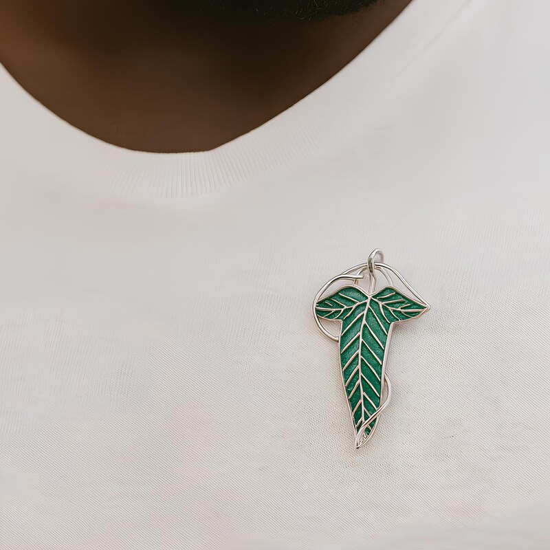 Elven Leaf Brooch - Etsy