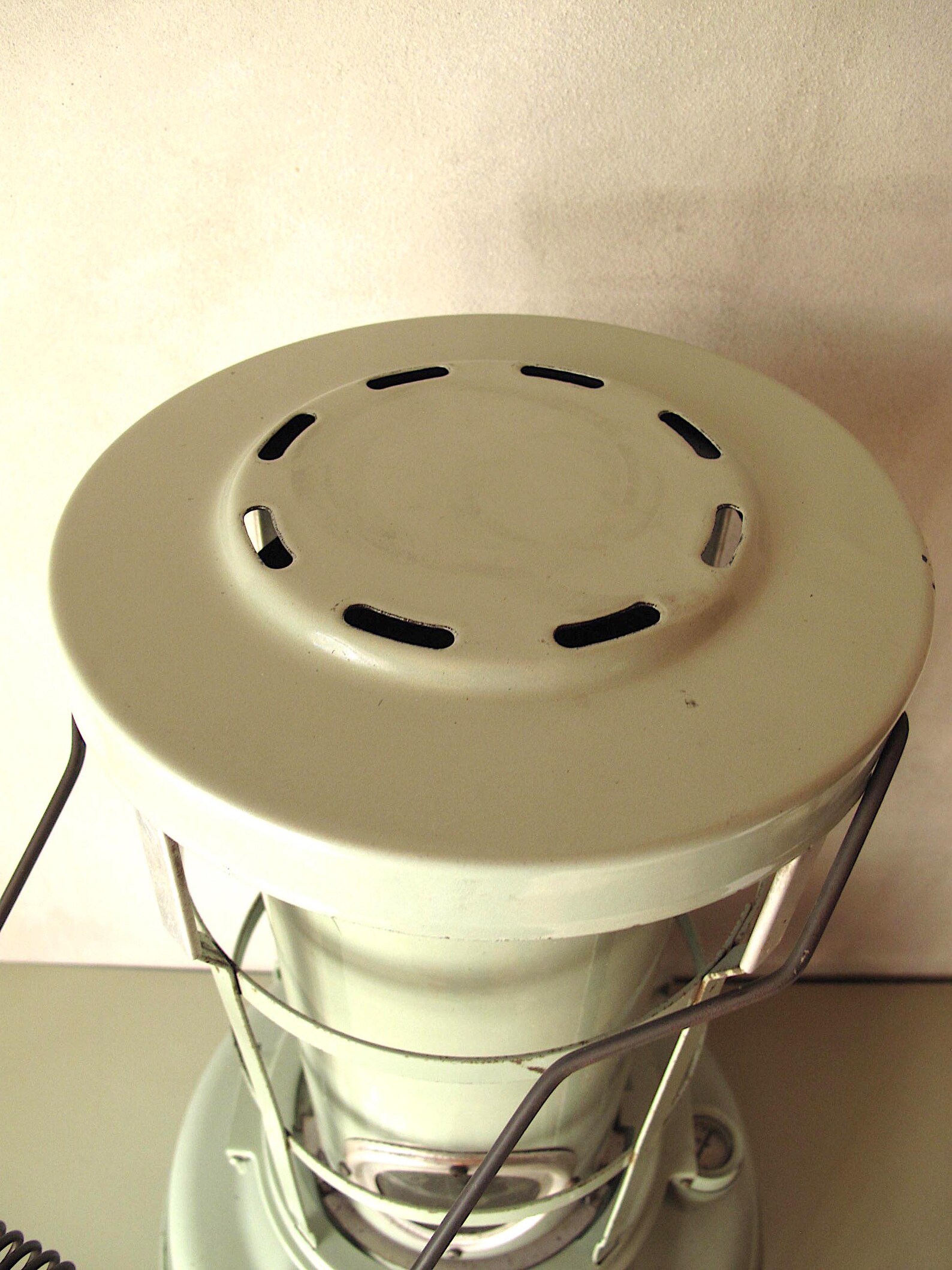 Vintage Aladdin Blue Flame Paraffin Heater. Made in England. - Etsy UK