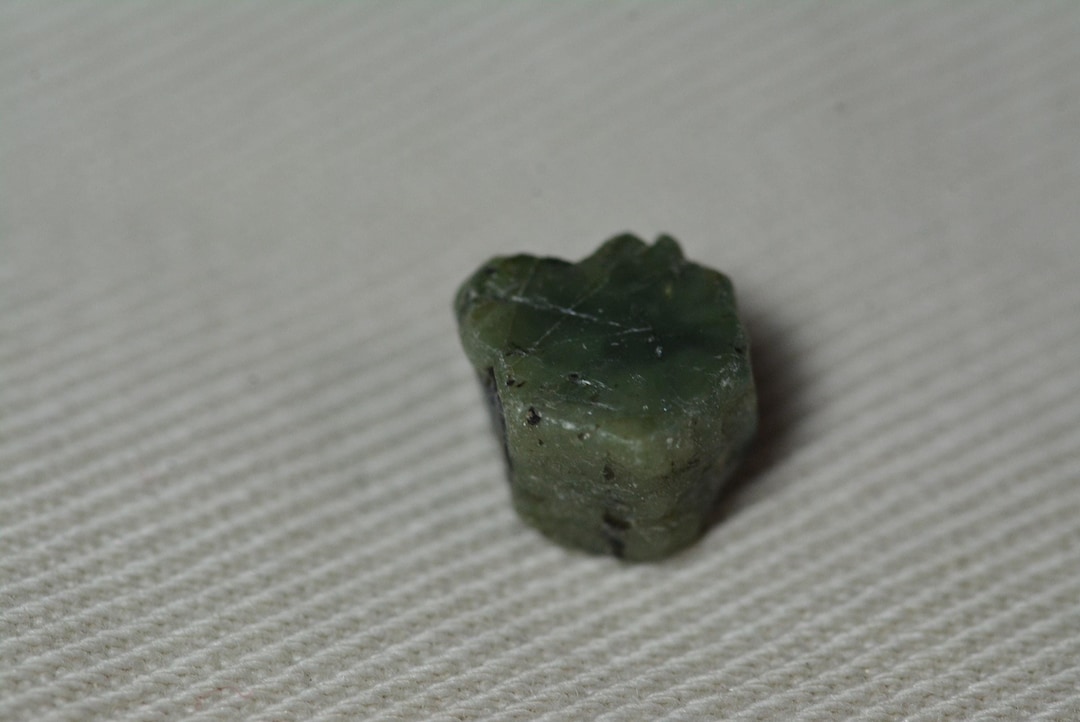 Certified 3.46 Carat Alexandrite Raw Earth Mined Rough Gemstone Color ...